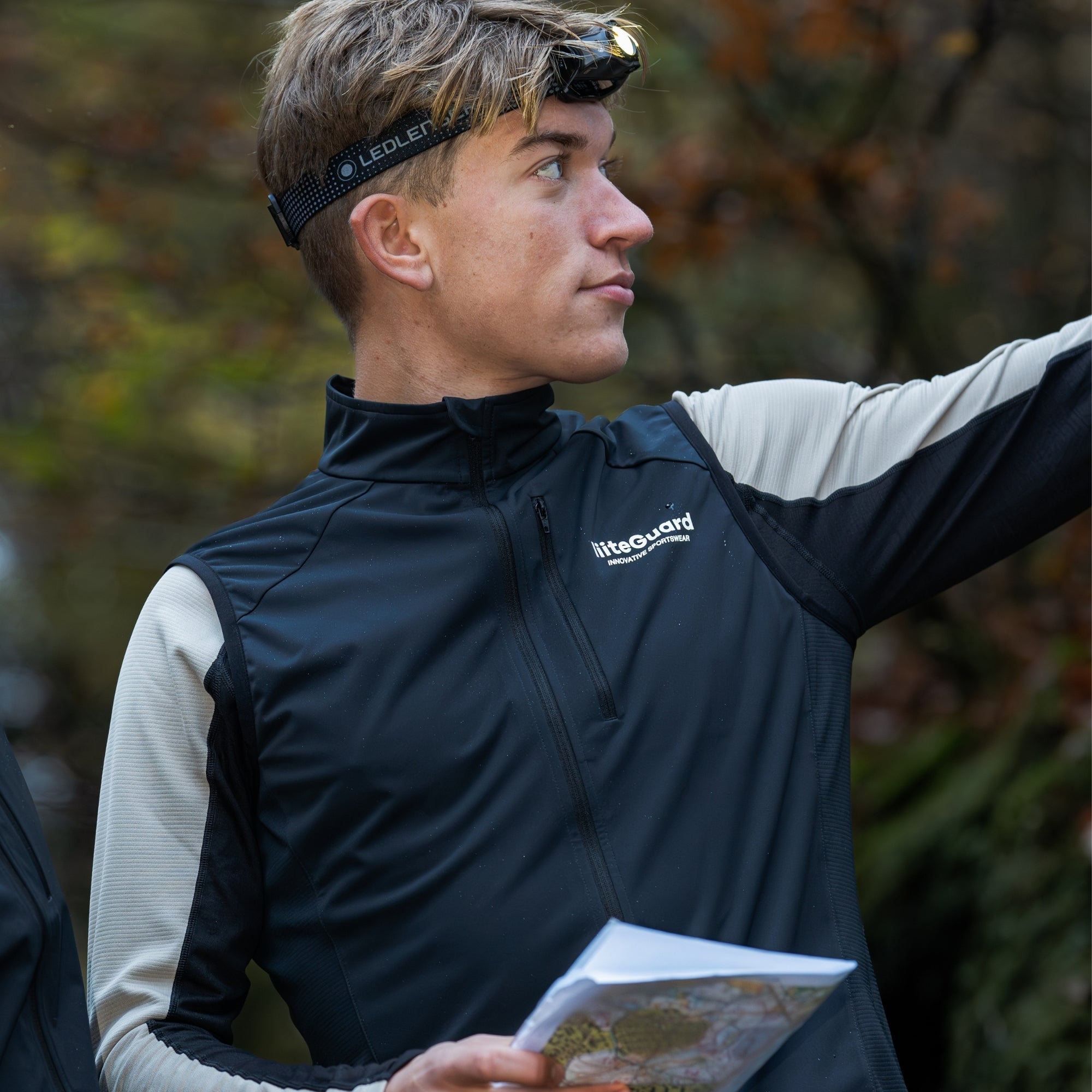 HYDRO-TECH RUNNING VEST (MEN)